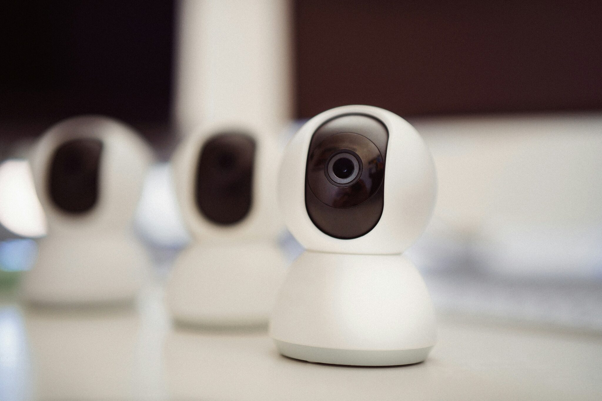 How to Decide if Wired or Wireless Security Cameras Are Right for You - Code 4 Private Security